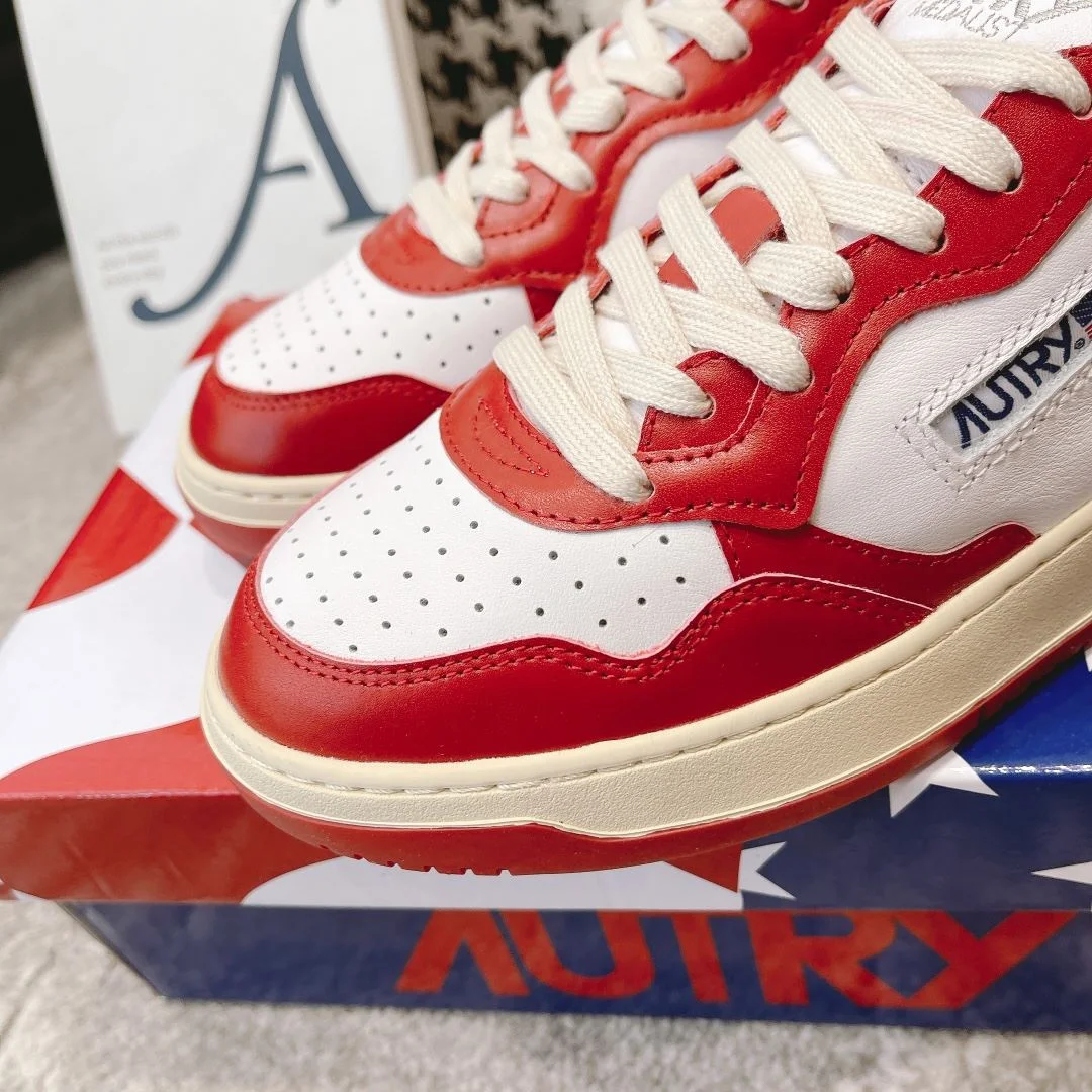 Exact replica Autry Shoes
