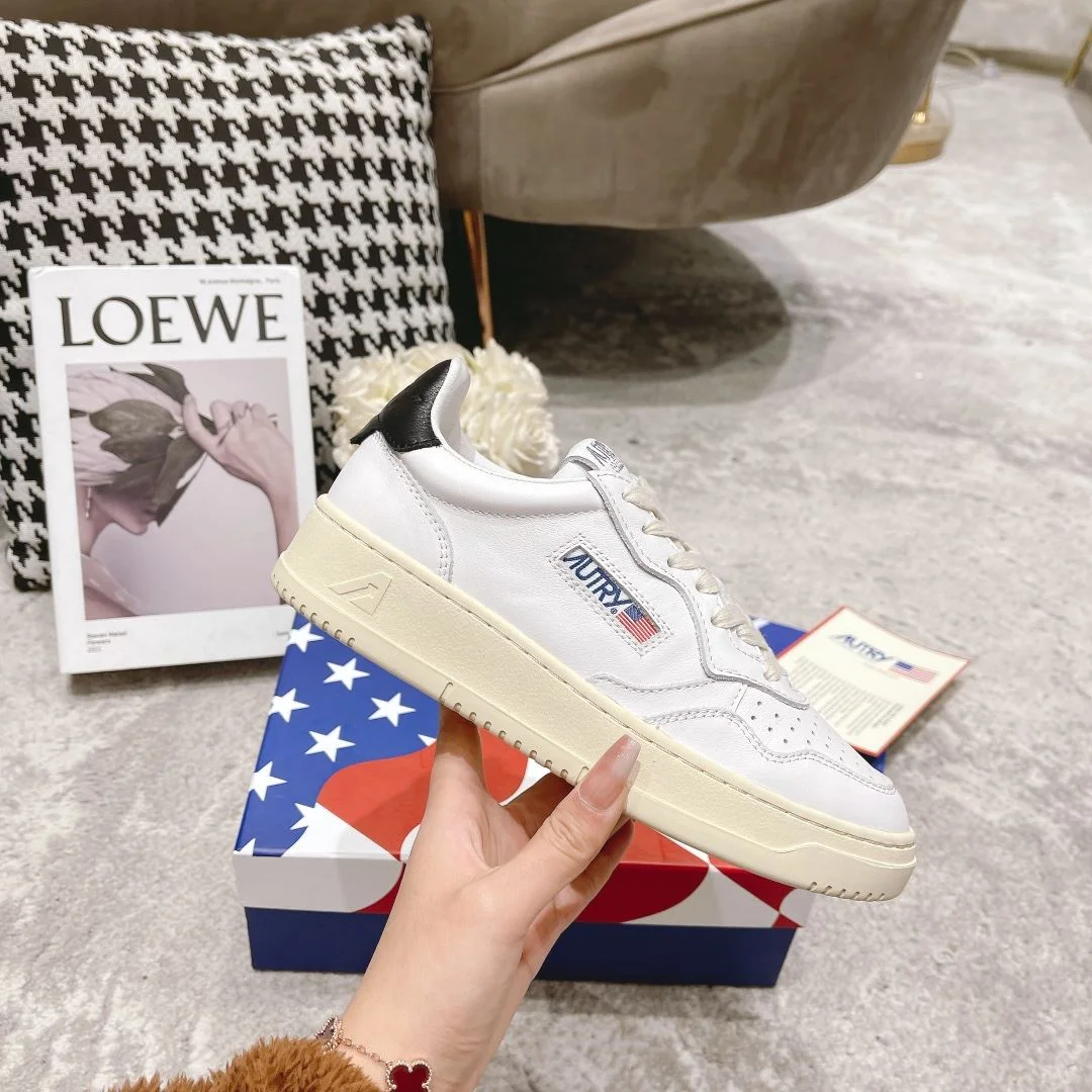 Mirror quality Autry Shoes