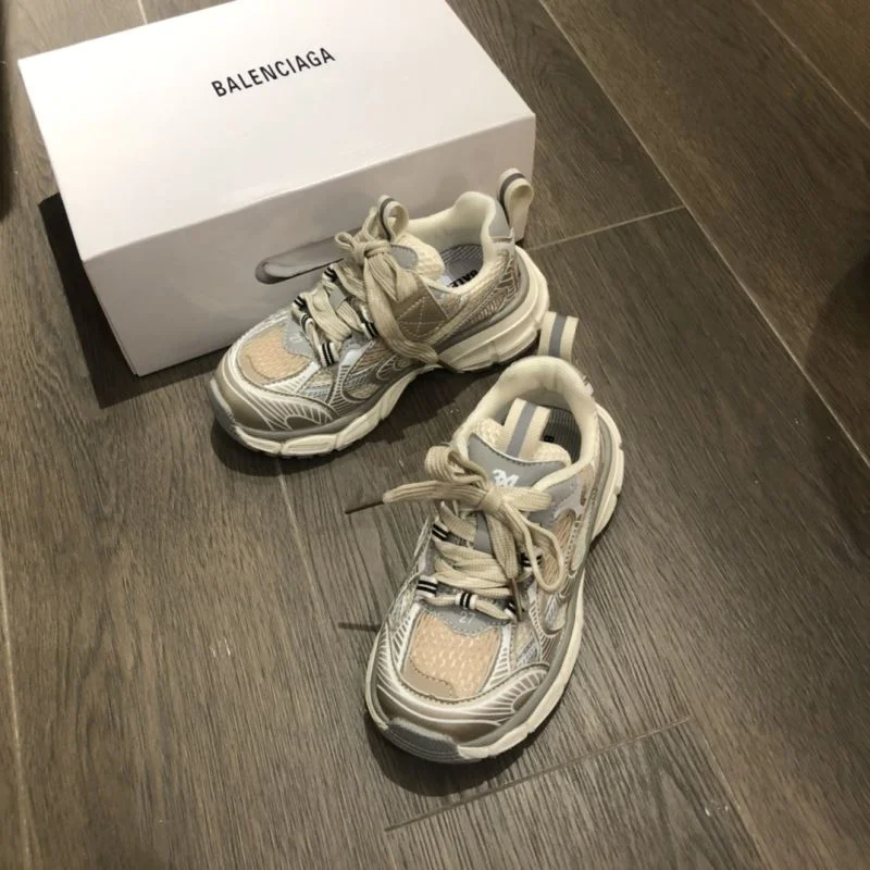 Accurate model BALENCIAGA SHOES