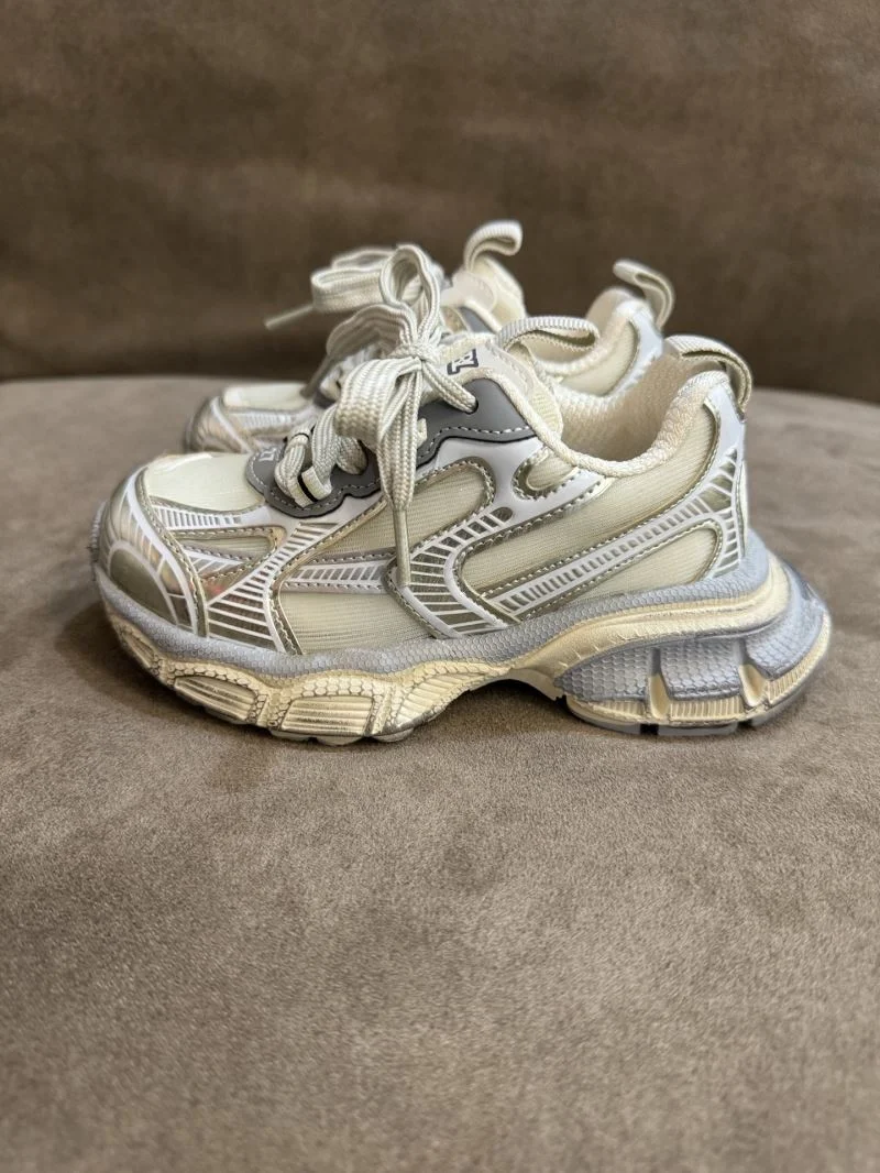 Value-priced BALENCIAGA SHOES
