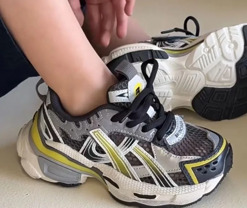 Value-priced BALENCIAGA SHOES