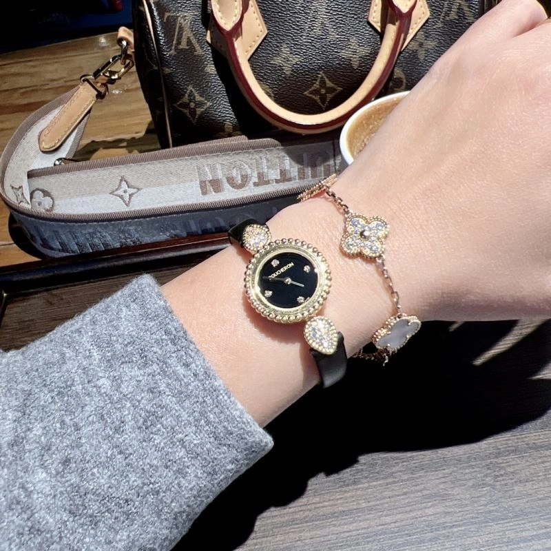 Official BOUCHERON Watches