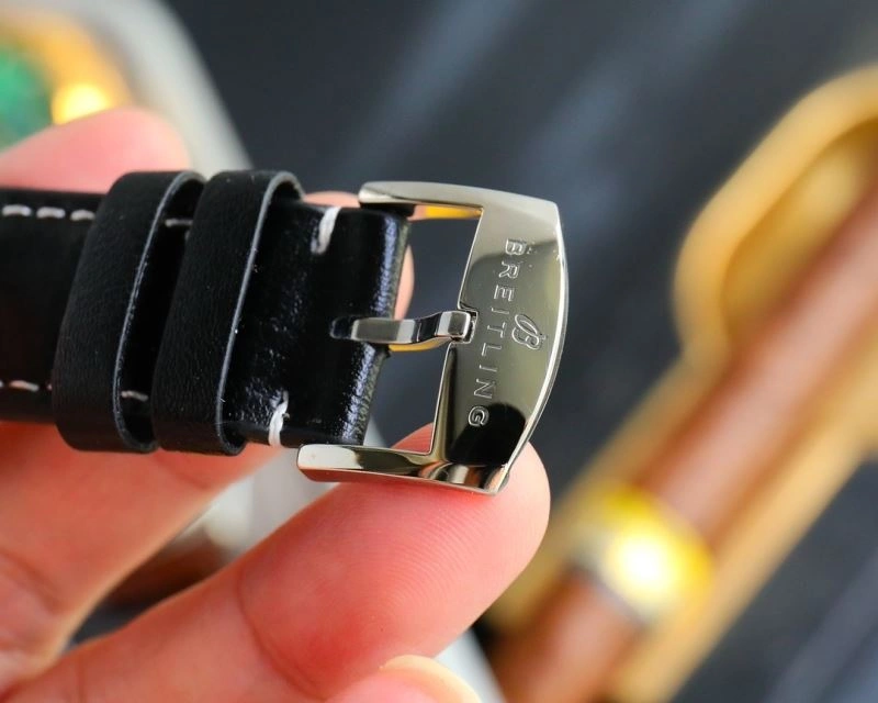 Indistinguishable BREITLING Watches