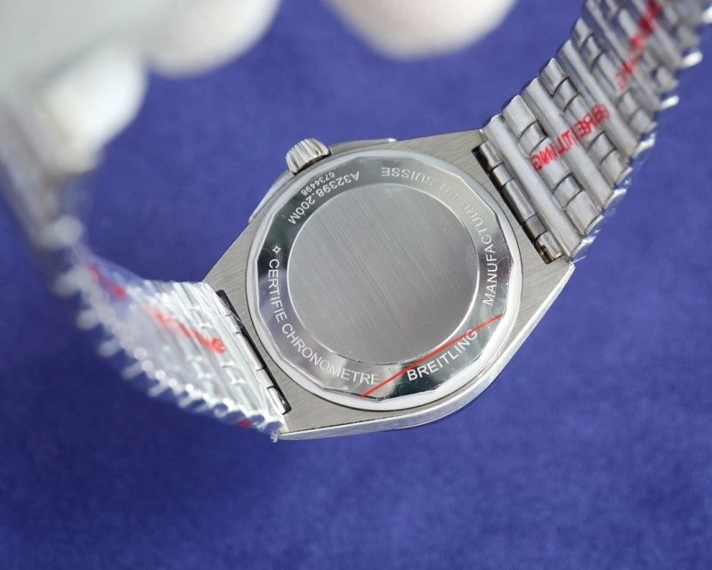 Indistinguishable BREITLING Watches