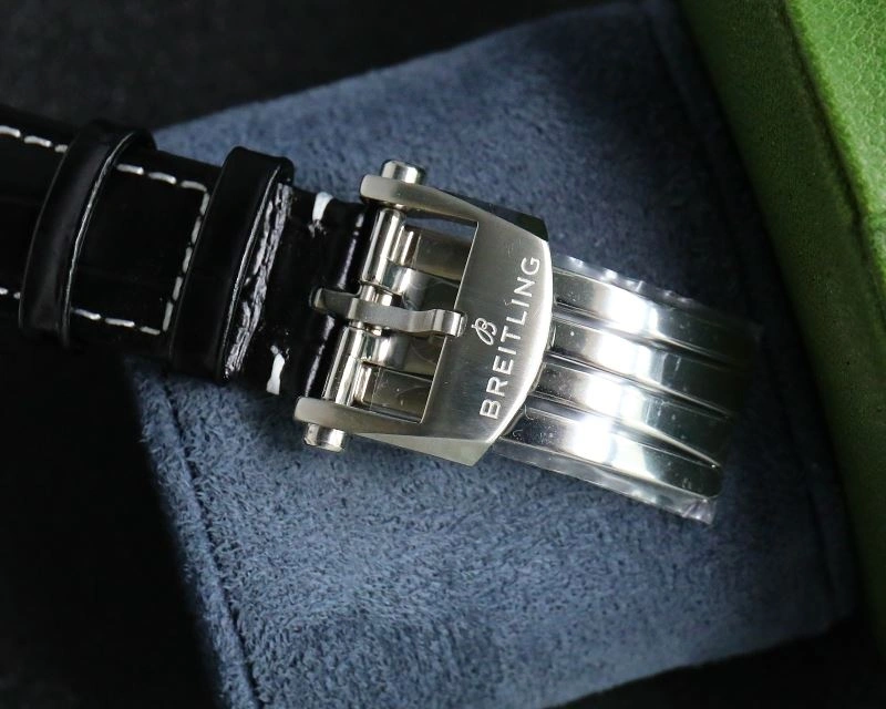 Official BREITLING Watches