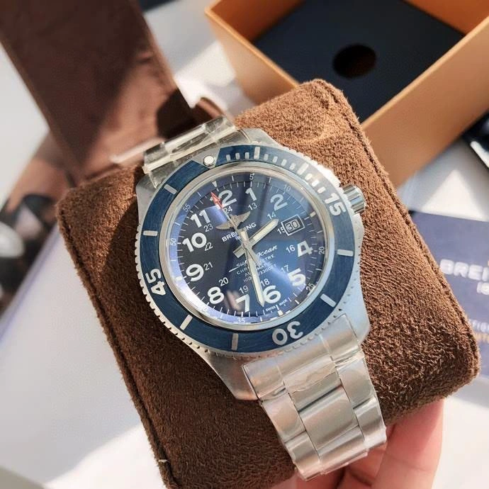 Indistinguishable BREITLING Watches