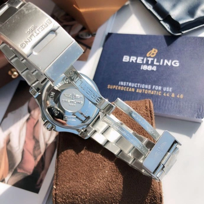 Indistinguishable BREITLING Watches