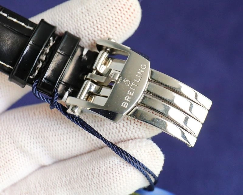 Brand-authenticated BREITLING Watches