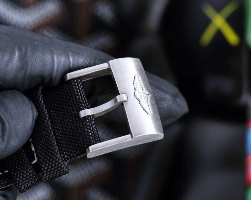 Top mirror BREITLING Watches