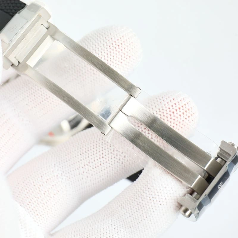 Indistinguishable BREITLING Watches