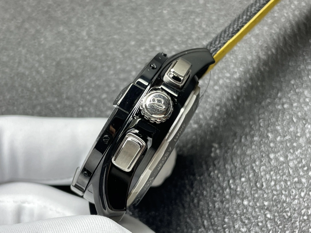 Indistinguishable BREITLING Watches