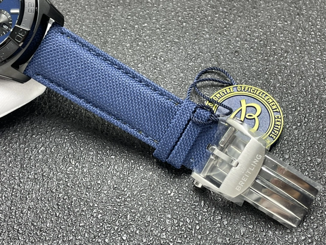 Indistinguishable BREITLING Watches
