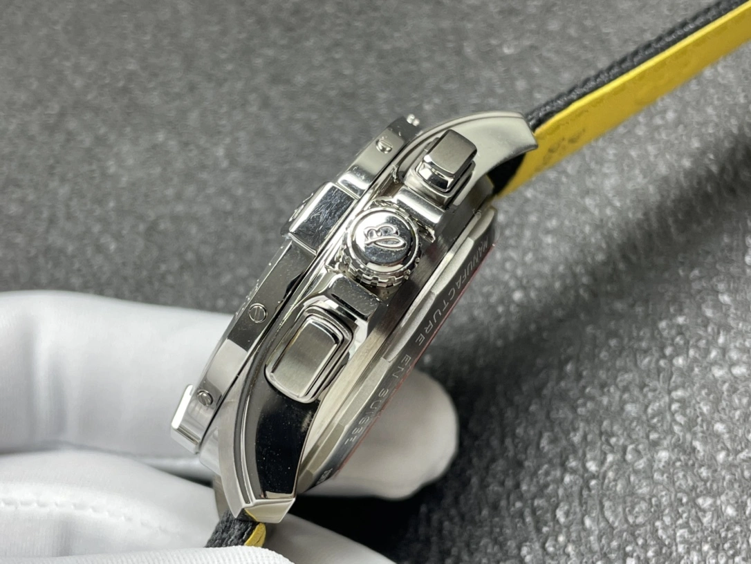 High fidelity BREITLING Watches