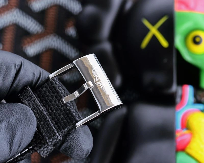 Official BREITLING Watches