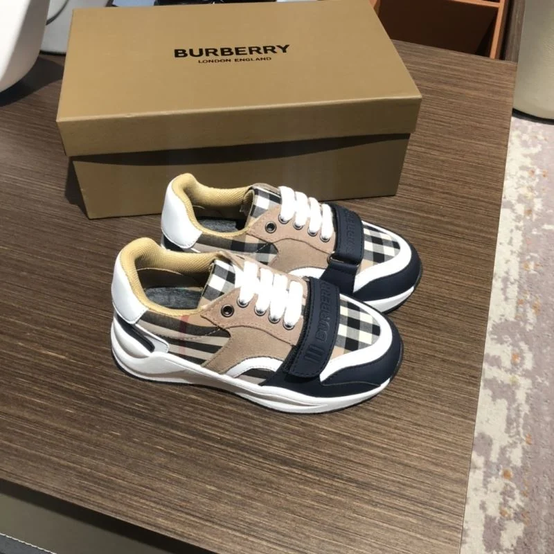 BURBERRY SHOES