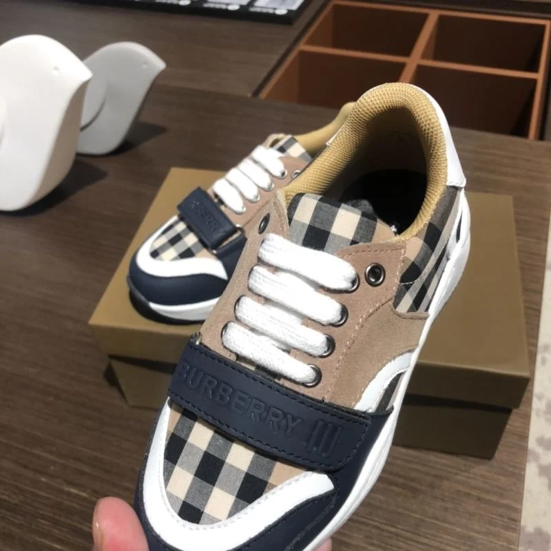 Brand-original BURBERRY SHOES