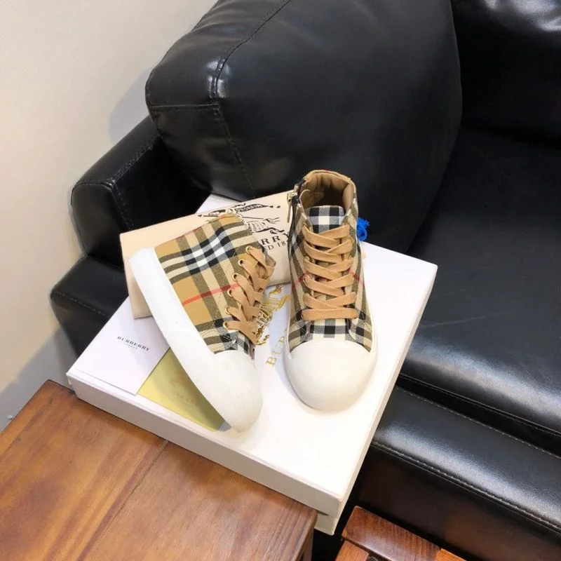 Legit BURBERRY SHOES