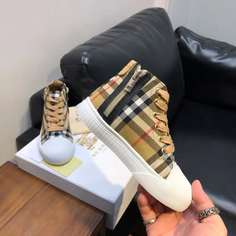 Legit BURBERRY SHOES
