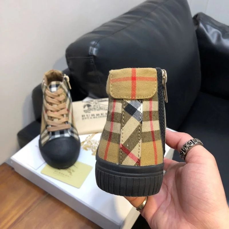 Discounted BURBERRY SHOES