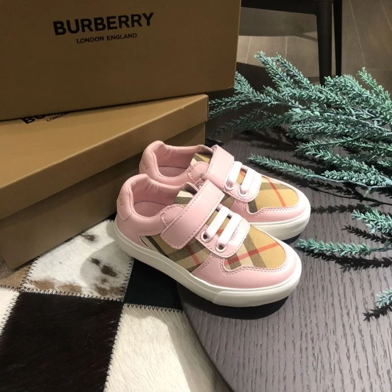 BURBERRY SHOES