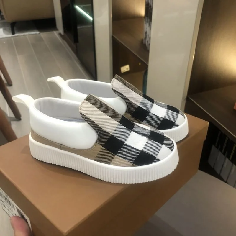 BURBERRY SHOES