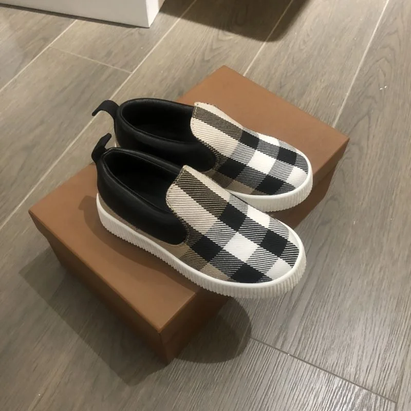 BURBERRY SHOES