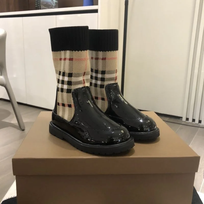 BURBERRY SHOES