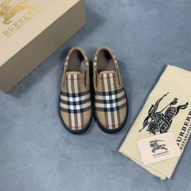 BURBERRY SHOES