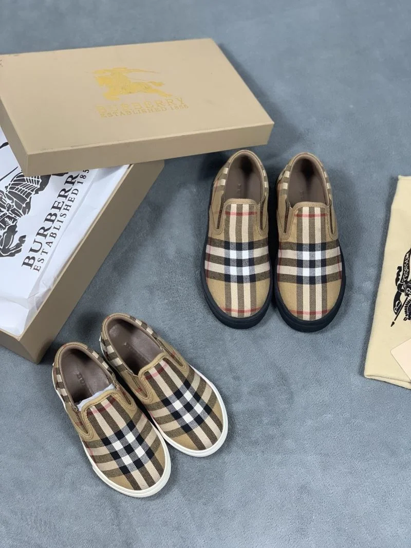 Inexpensive BURBERRY SHOES
