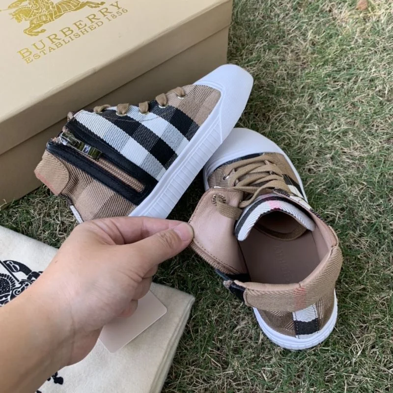 Top mirror BURBERRY SHOES