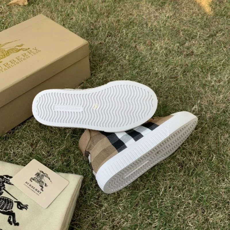Top mirror BURBERRY SHOES
