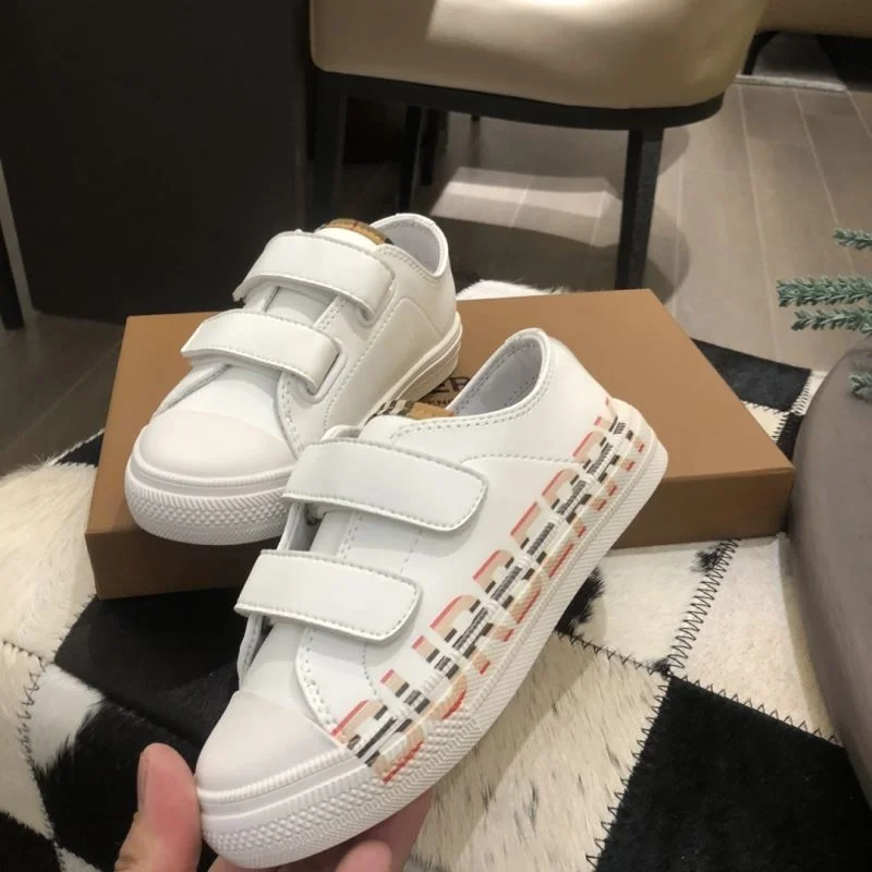 Precise copy BURBERRY SHOES
