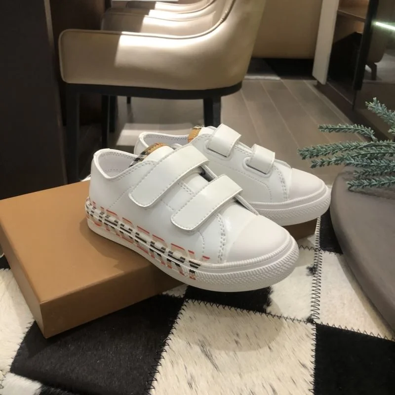 Precise copy BURBERRY SHOES
