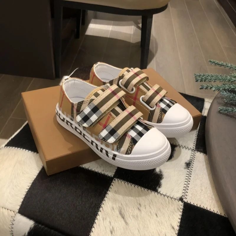 Bargain BURBERRY SHOES