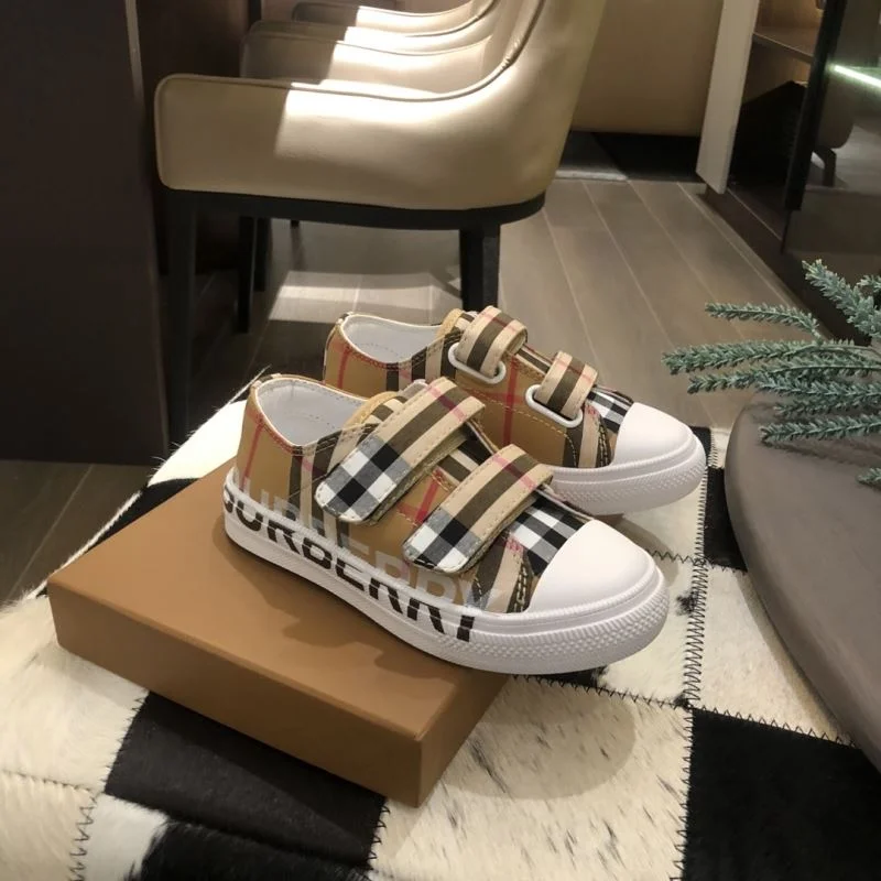Bargain BURBERRY SHOES