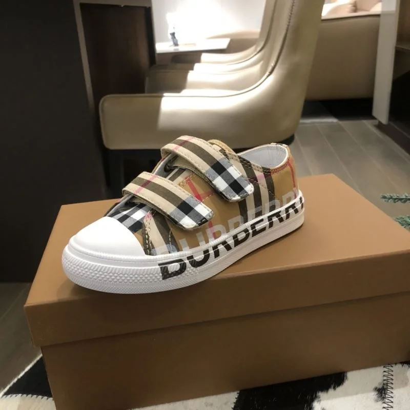 Bargain BURBERRY SHOES
