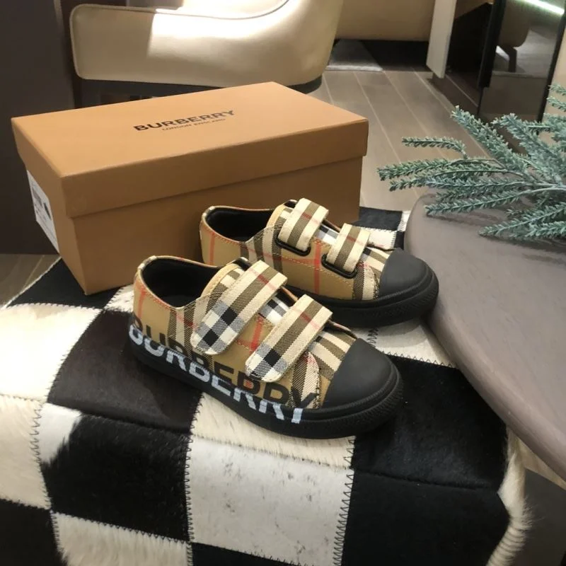 Top mirror BURBERRY SHOES