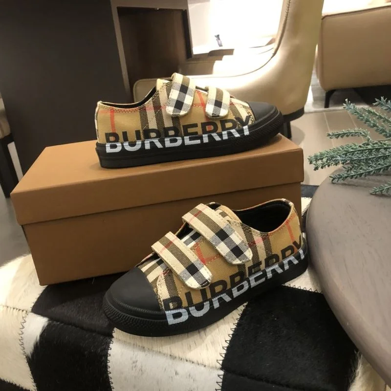 Top mirror BURBERRY SHOES