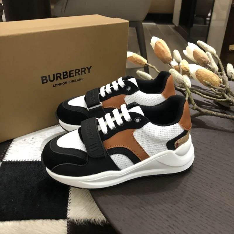 Top mirror BURBERRY SHOES