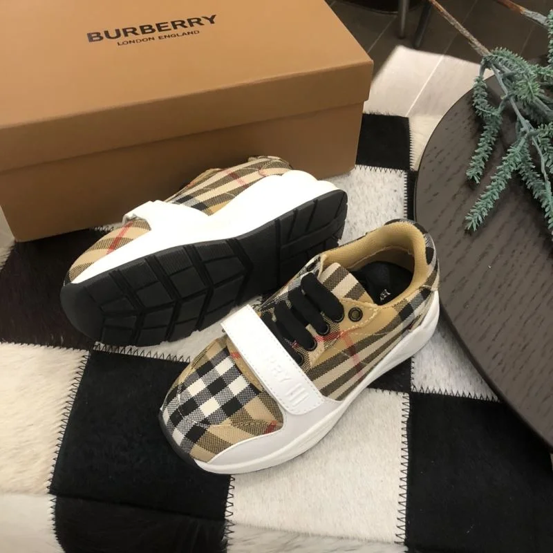 Mirror quality BURBERRY SHOES