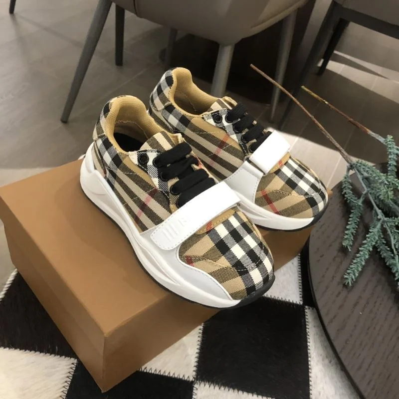 Mirror quality BURBERRY SHOES