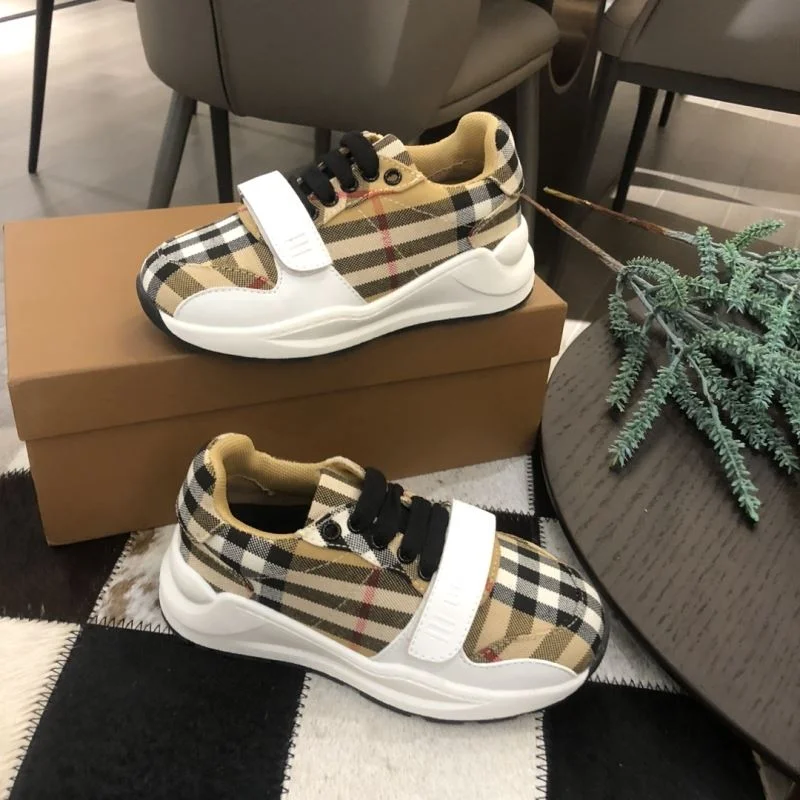 Mirror quality BURBERRY SHOES