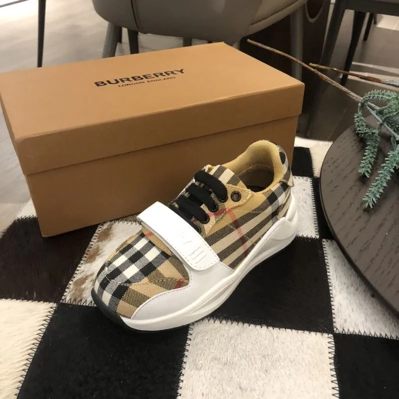 Mirror quality BURBERRY SHOES