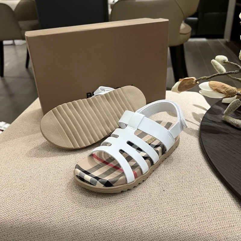 Cut-rate BURBERRY SHOES
