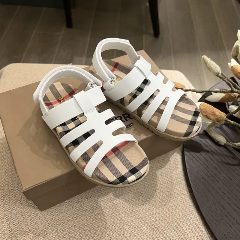 Cut-rate BURBERRY SHOES