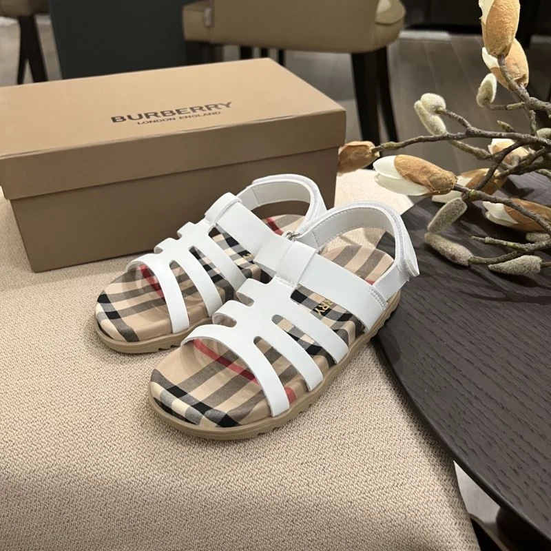 Cut-rate BURBERRY SHOES