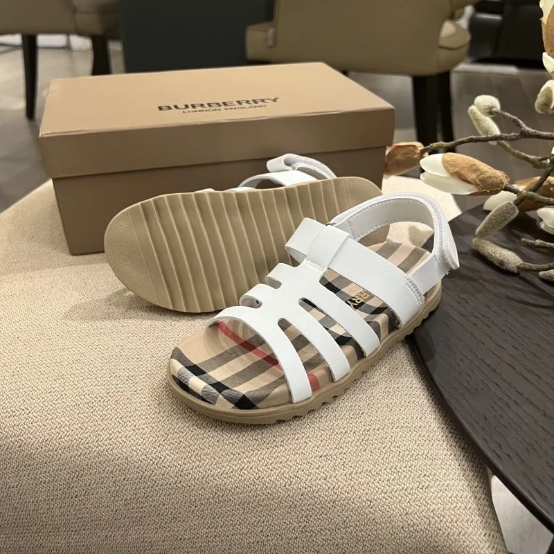 Cut-rate BURBERRY SHOES