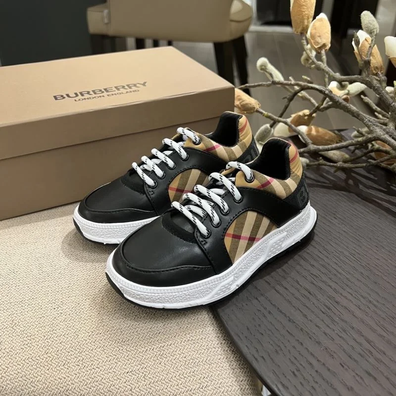 BURBERRY SHOES