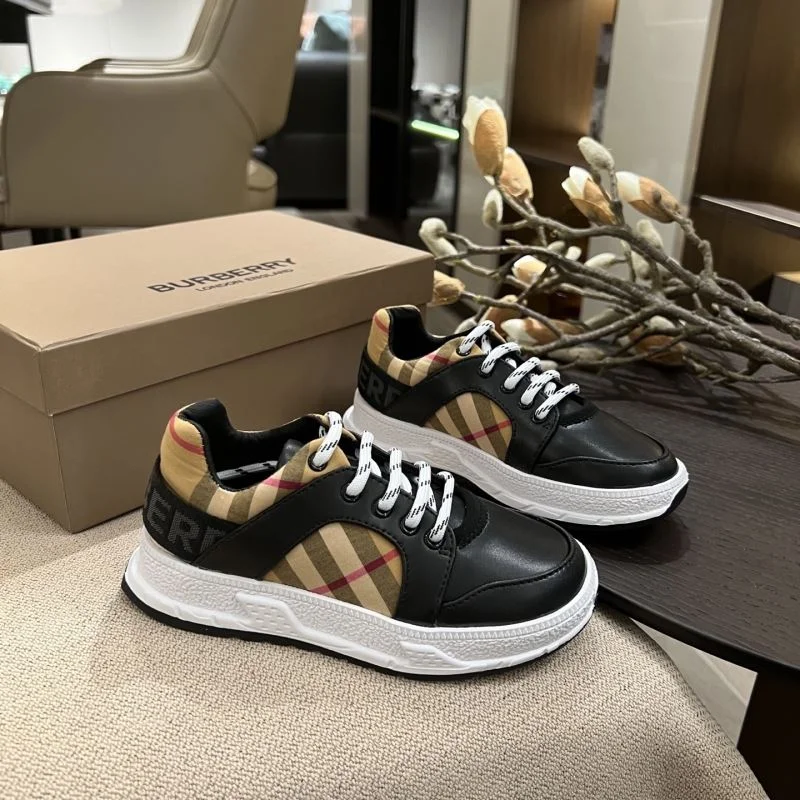 Cut-rate BURBERRY SHOES