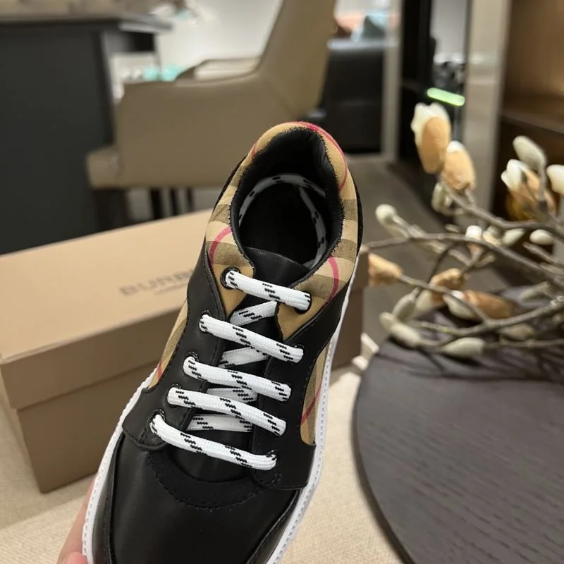 Cut-rate BURBERRY SHOES
